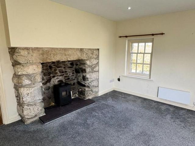 2 bedroom detached house to rent