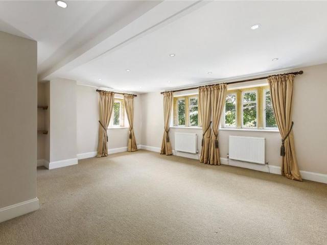 2 bedroom detached house to rent