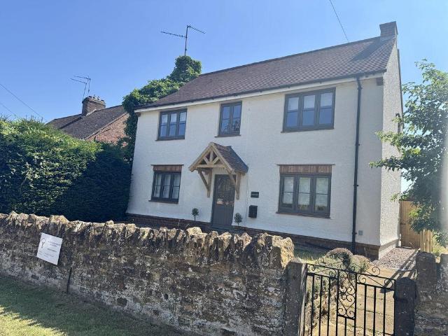 2 bedroom detached house to rent