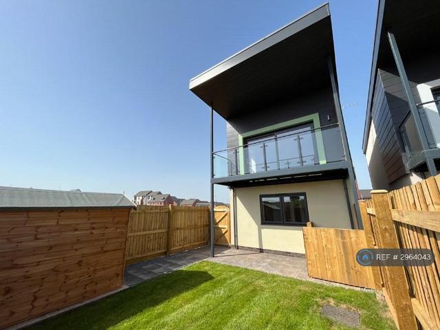 2 bedroom detached house to rent