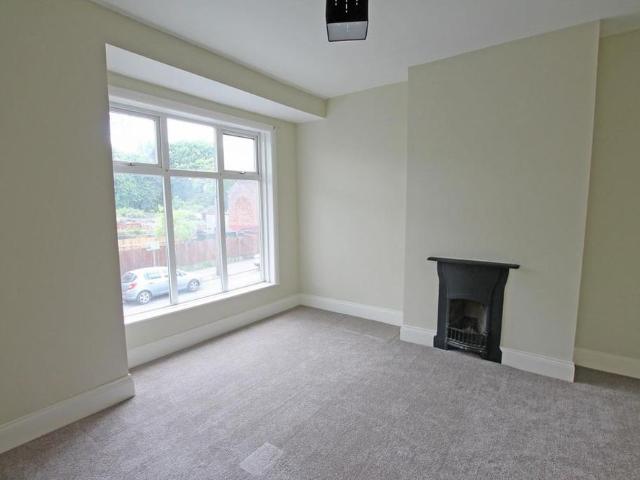 2 bedroom detached house to rent