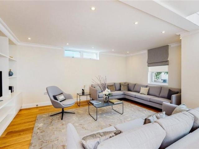 2 bedroom detached house to rent