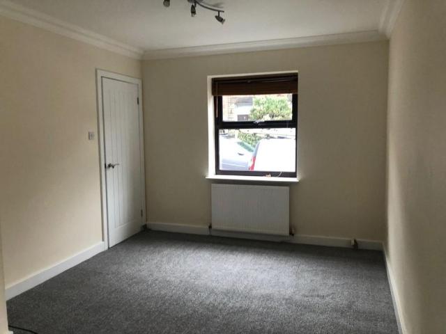 2 bedroom detached house to rent