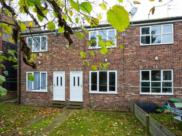 2 bedroom detached house to rent