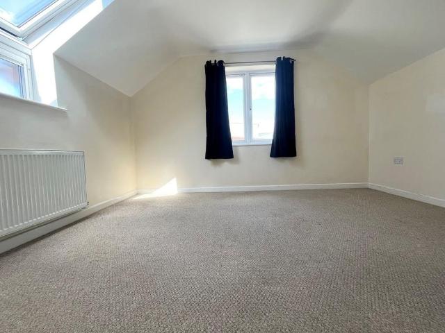 2 bedroom detached house to rent