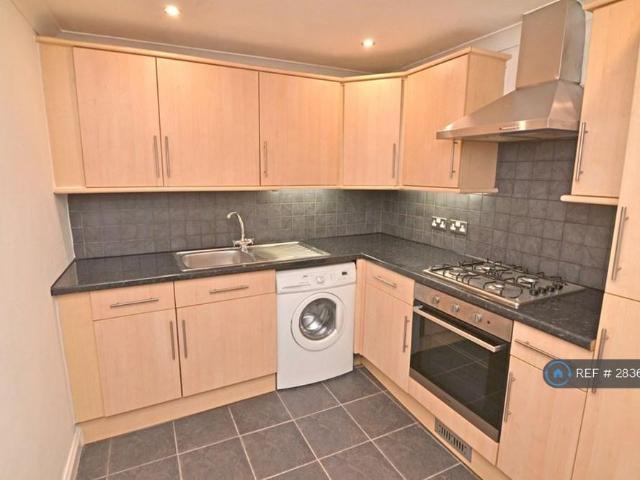 2 bedroom detached house to rent