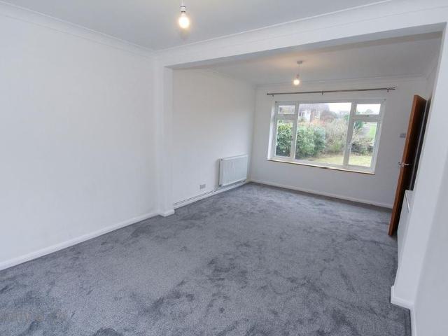 2 bedroom detached house to rent