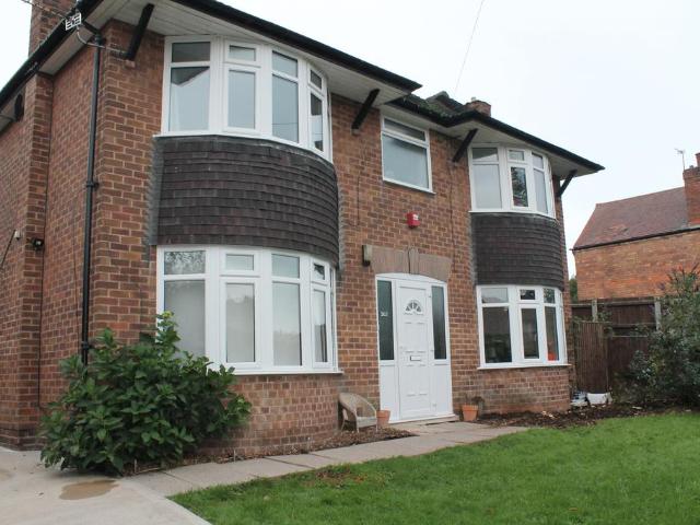 2 bedroom detached house to rent