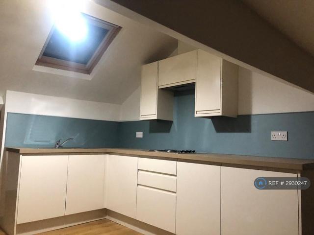 2 bedroom detached house to rent