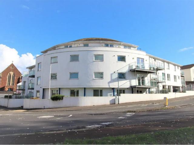 2 bedroom detached house to rent