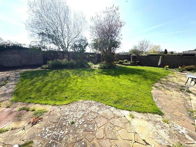 2 bedroom detached house to rent