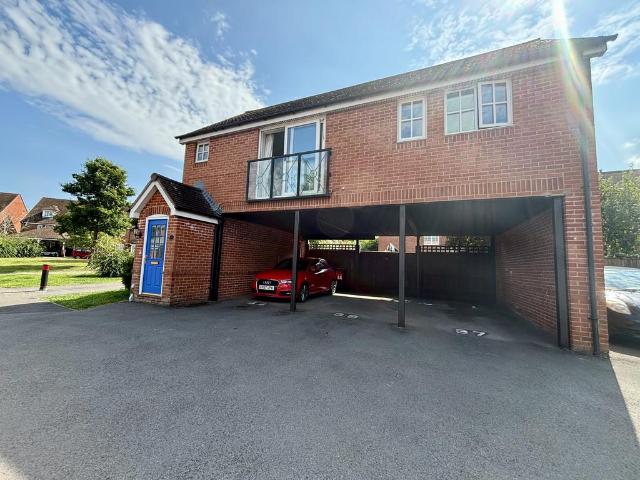2 bedroom detached house to rent