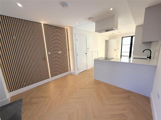 2 bedroom detached house to rent