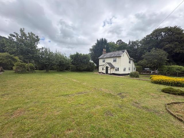 2 bedroom detached house to rent