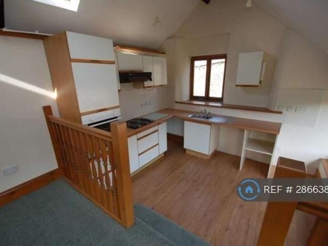 2 bedroom detached house to rent