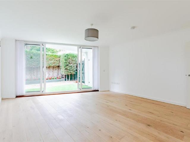 2 bedroom detached house to rent
