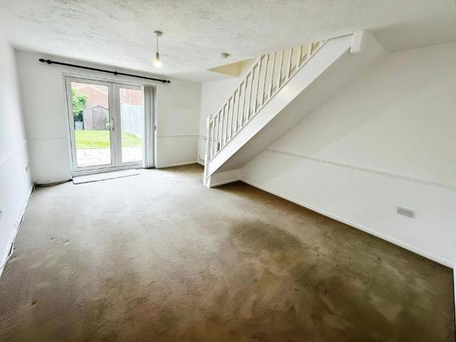 2 bedroom detached house to rent
