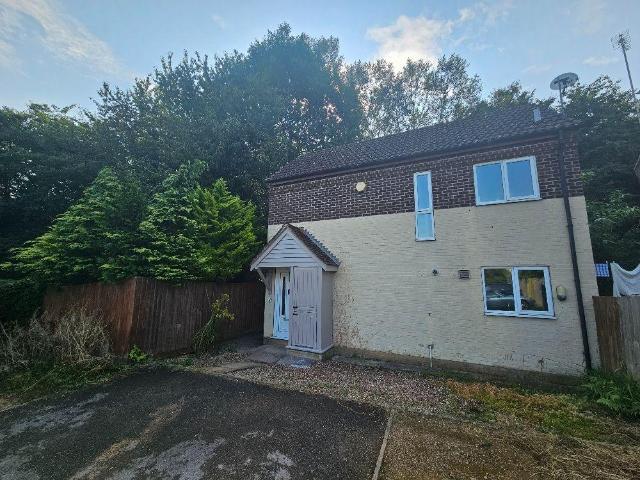 2 bedroom detached house to rent