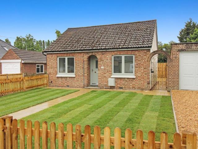 2 bedroom detached house to rent