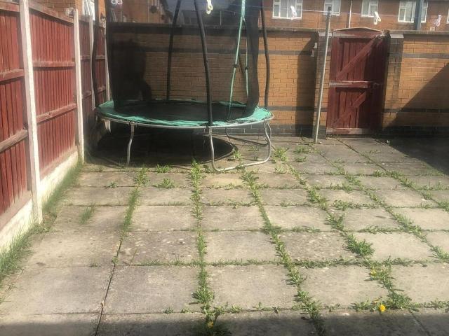 2 bedroom detached house to rent