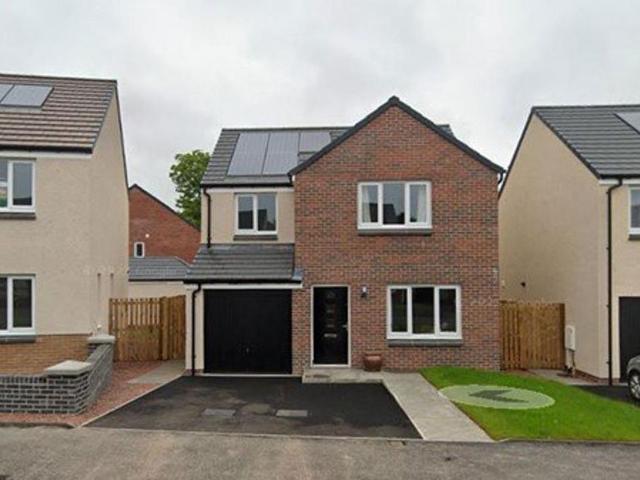 2 bedroom detached house to rent