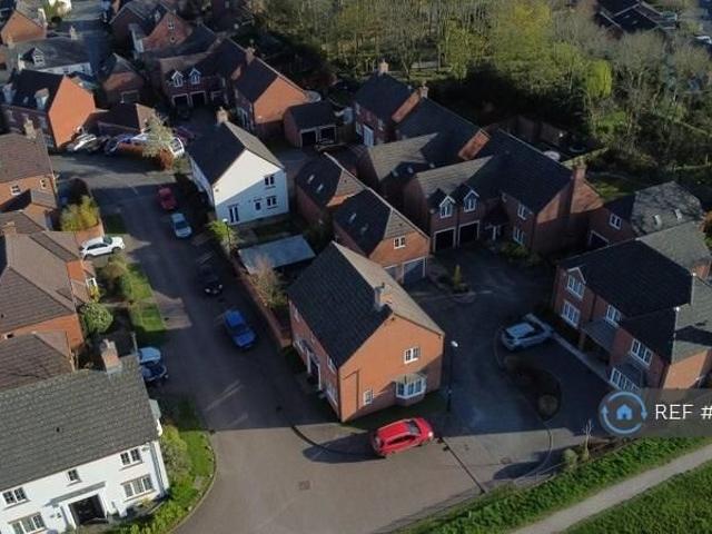 2 bedroom detached house to rent