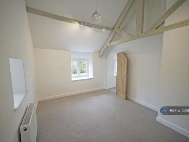 2 bedroom detached house to rent