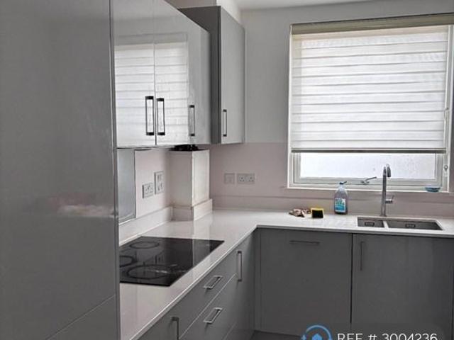 2 bedroom detached house to rent