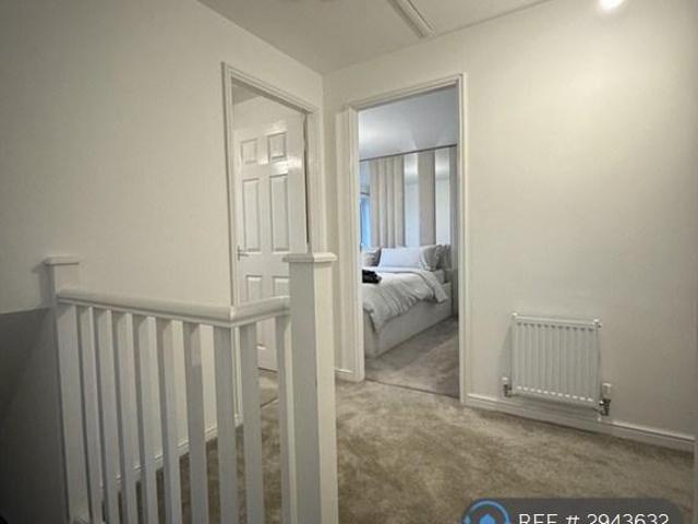2 bedroom detached house to rent