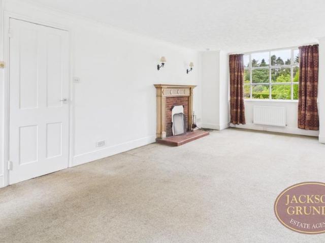 2 bedroom detached house to rent