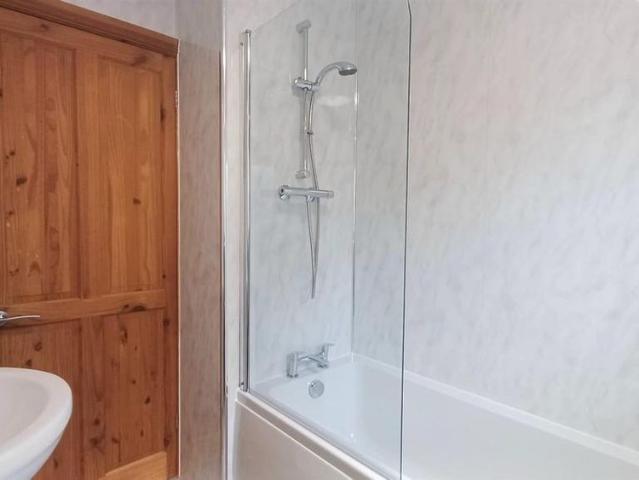 2 bedroom detached house to rent