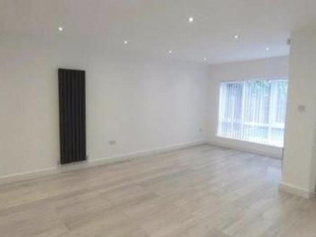 2 bedroom detached house to rent