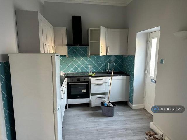 2 bedroom detached house to rent