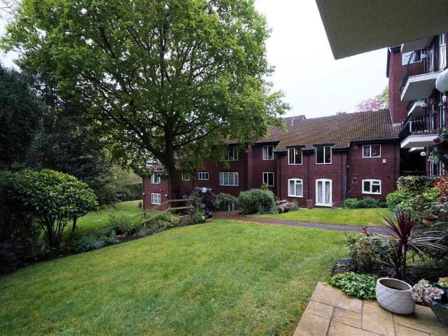 2 bedroom detached house to rent