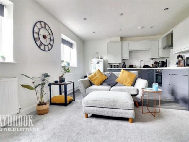 2 bedroom detached house to rent