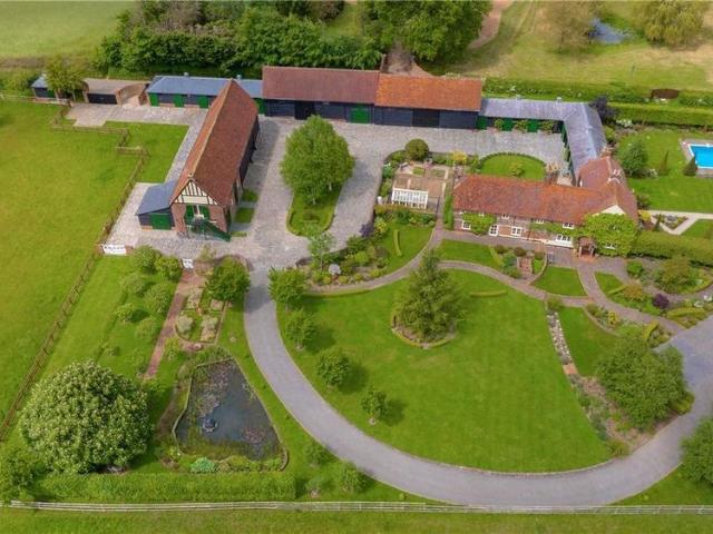 2 bedroom detached house to rent