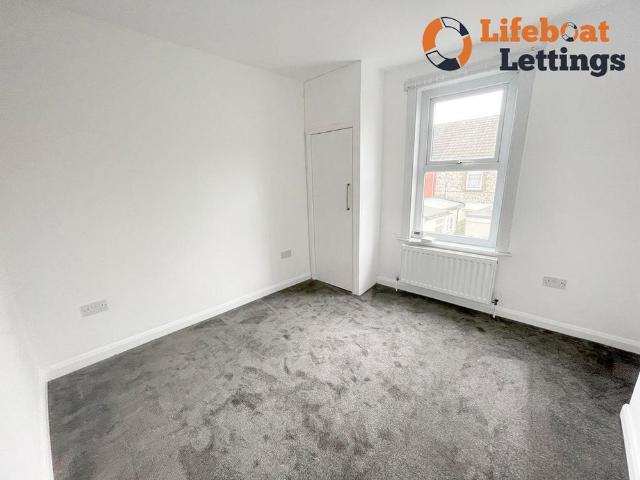 2 bedroom detached house to rent