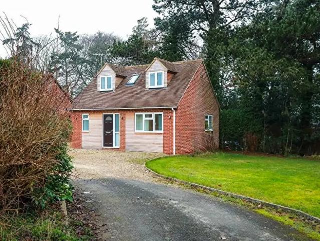 2 Bedroom Detached House To Rent In Ladder Hill, Wheatley, Oxford, Oxfordshire, OX33