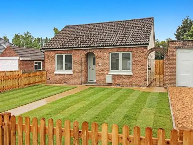 2 Bedroom Detached House To Rent In Mill Road, Bletchley, Milton Keynes, Buckinghamshire, MK2