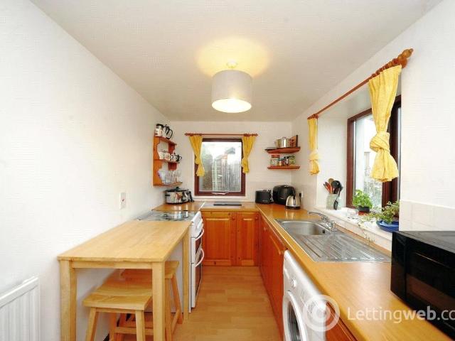 2 Bedroom Detached to Rent at Aberdeenshire, Banchory, Banchory and Mid Deeside, England