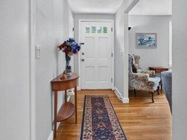 2 bedroom, Dedham MA 02026 105141123
