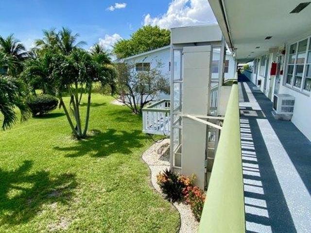 2 bedroom, Deerfield Beach FL 33442 88590443