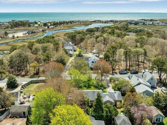 2 bedroom, Dennis MA 02670 103222198