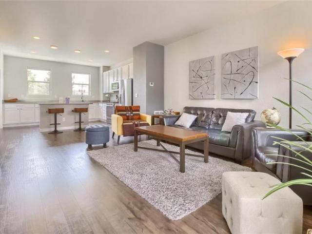 2 bedroom, Denver CO 80222 90506192