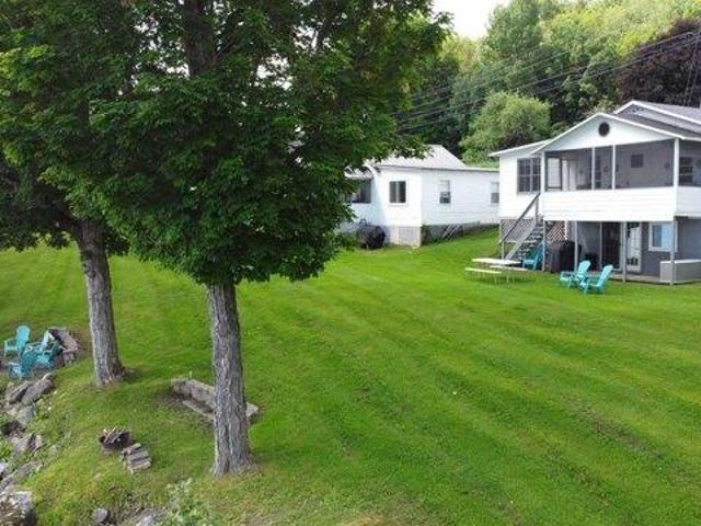2 bedroom, Derby VT 05829 104566682