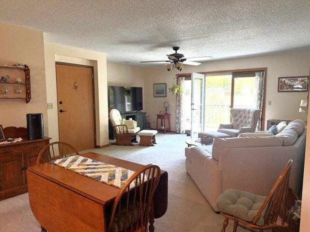 2 bedroom, Derby VT 05829 105207222