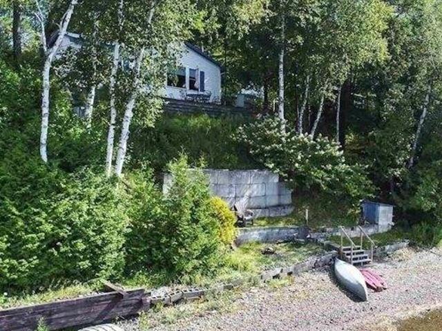 2 bedroom, Derby VT 05829 102584741