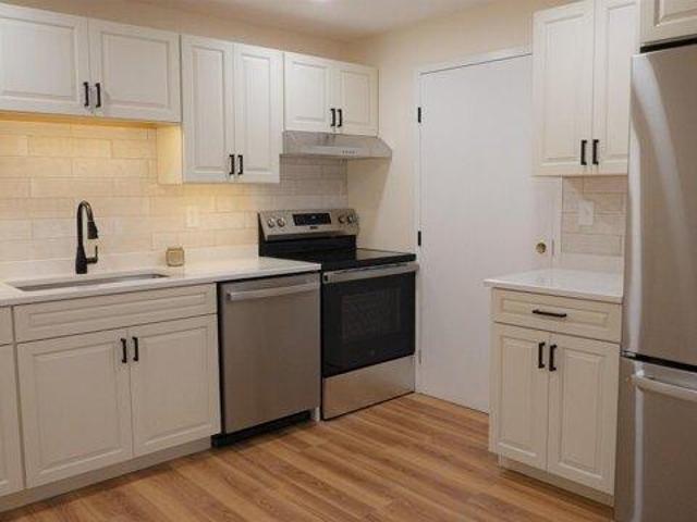 2 bedroom, Derry NH 03038 104811437