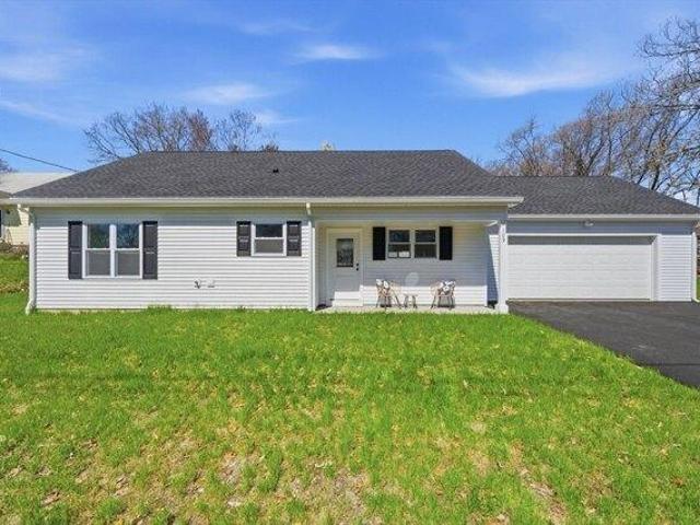 2 bedroom, Dracut MA 01826 102317786