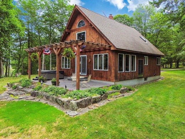 2 bedroom, Dresden ME 04342 104789223